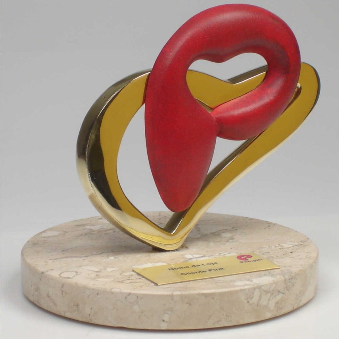 Desenvolvimento 2 • Stocco Troféus e Esculturas Desenvolvimento 2 • Stocco Troféus e Esculturas