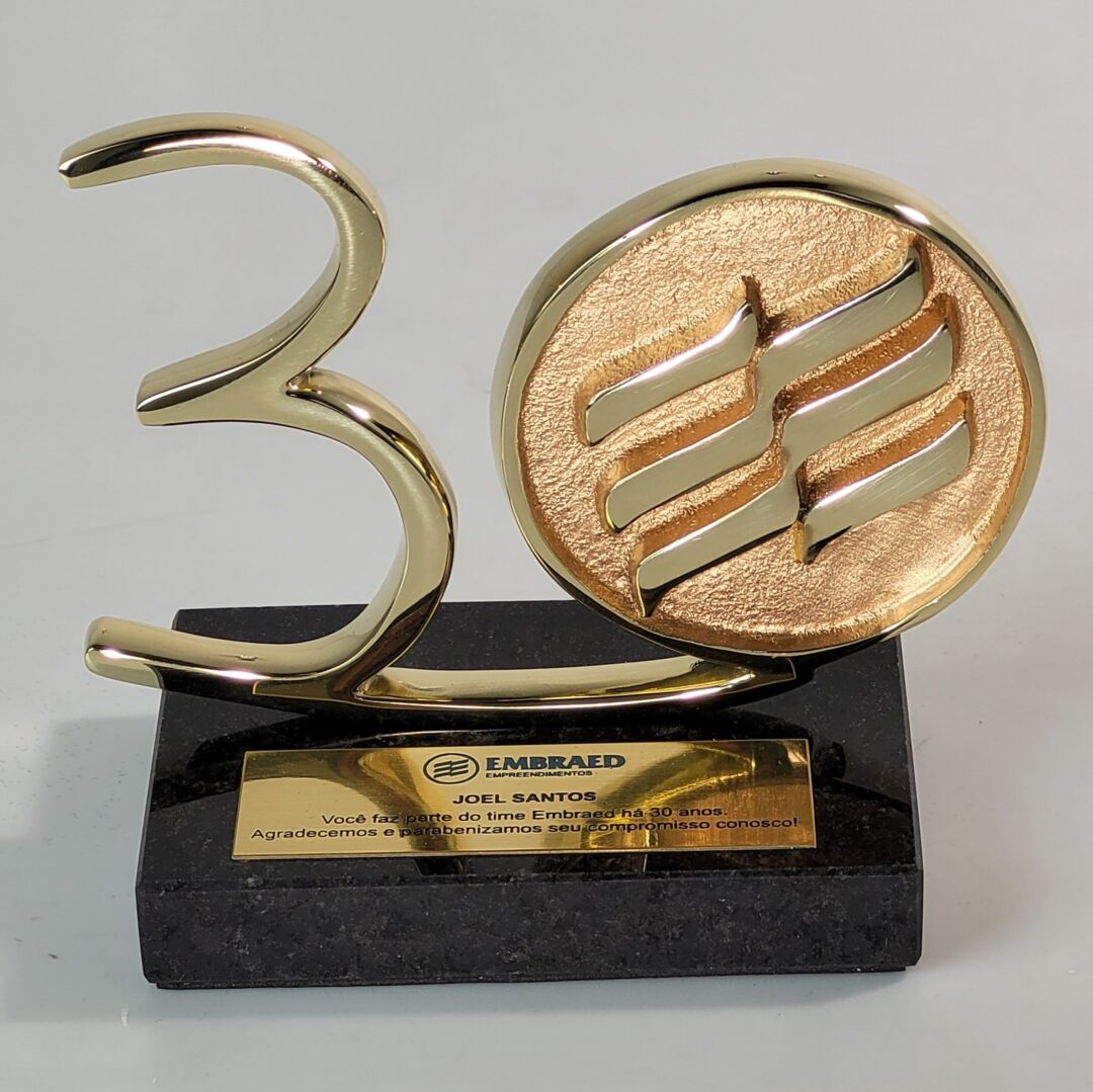 Troféus Personalizados para Premiação • Stocco Esculturas